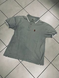 Nike collar, Men's Fashion, Activewear on Carousell