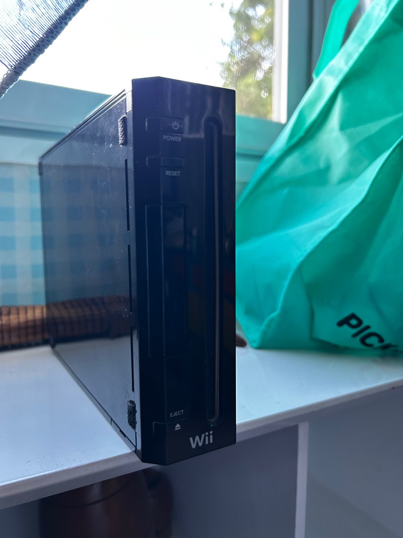 Nintendo Wii, Video Gaming, Video Game Consoles, Nintendo on Carousell