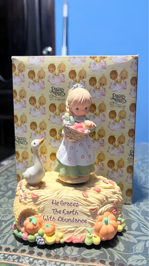 Precious Moment Music Box, Hobbies & Toys, Memorabilia & Collectibles ...