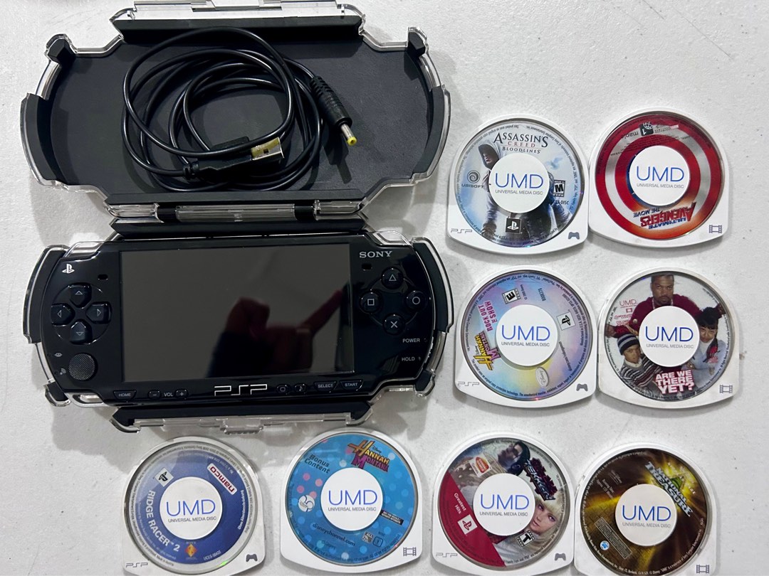 Sony PSP-2001 Slim & Lite Console Bundle with 8 UMD Games, Video Gaming ...