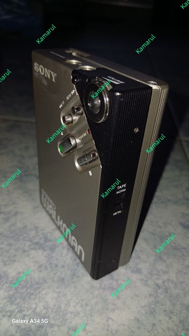 Sony Walkman WM -II, Audio, Other Audio Equipment on Carousell