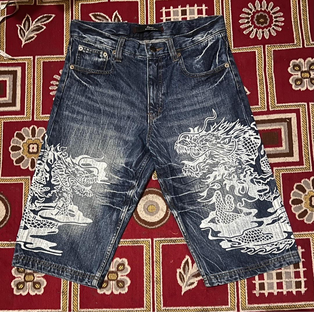 Sukajan Dragon jorts, Fesyen Pria, Pakaian , Bawahan di Carousell