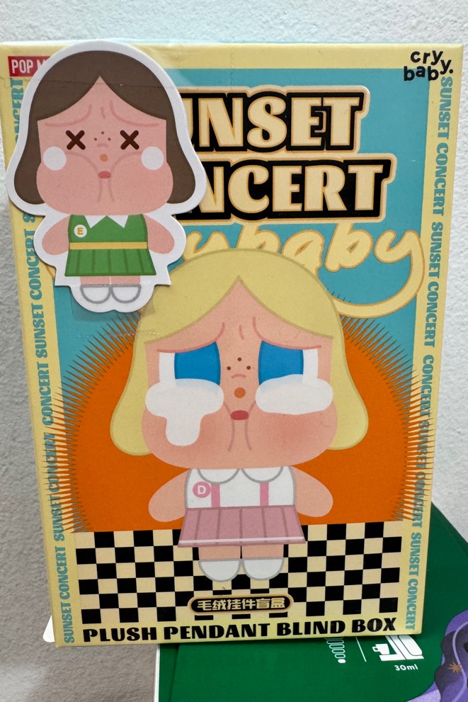 Sunset concert cry baby vinyl plush, Hobbies & Toys, Memorabilia ...