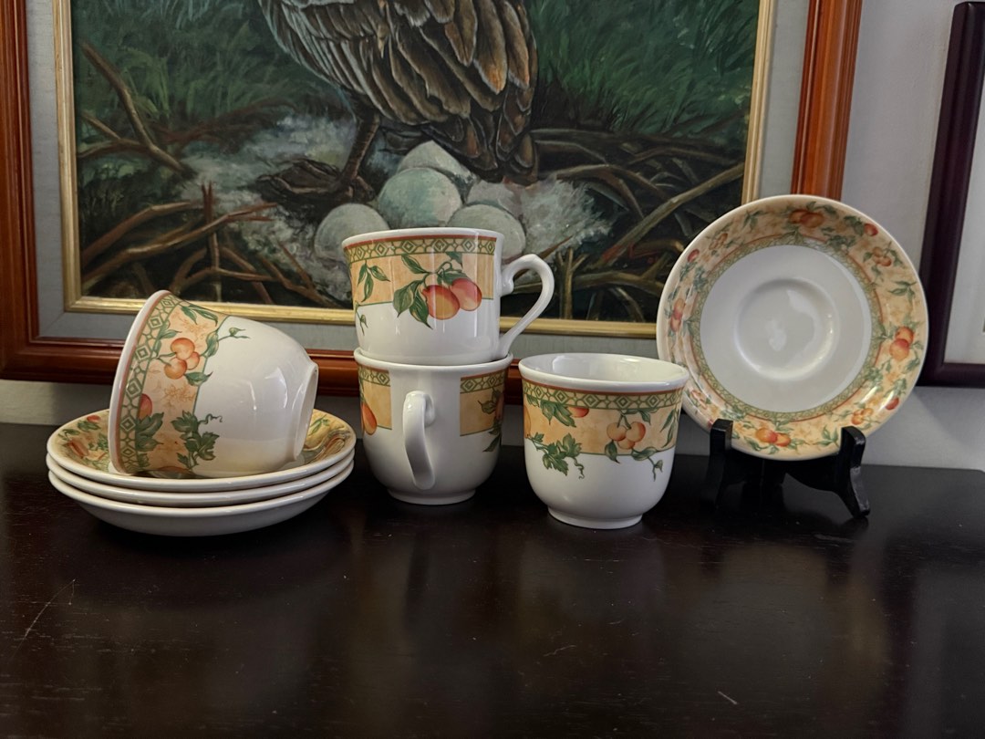Vintage Churchill England Valencia Pattern 4 Teacups & Saucers Set ...