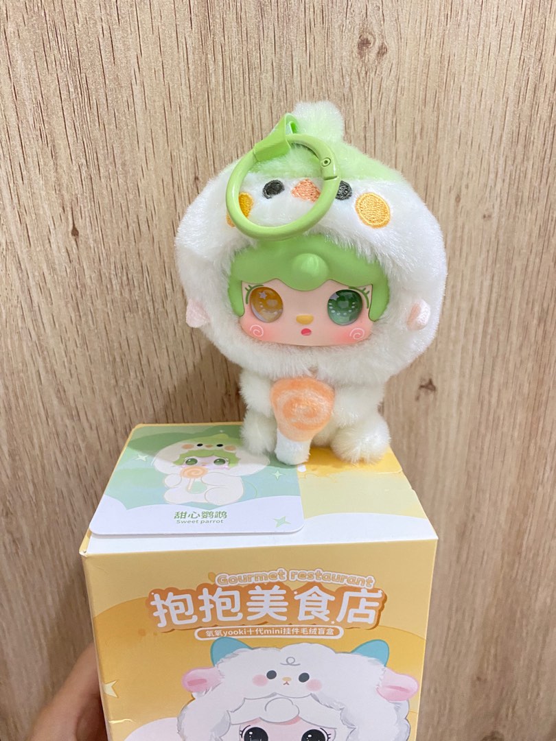 Yooki V10 Mata Flip Flop Ready ina Bagcharm Blindbox murah, Toys ...
