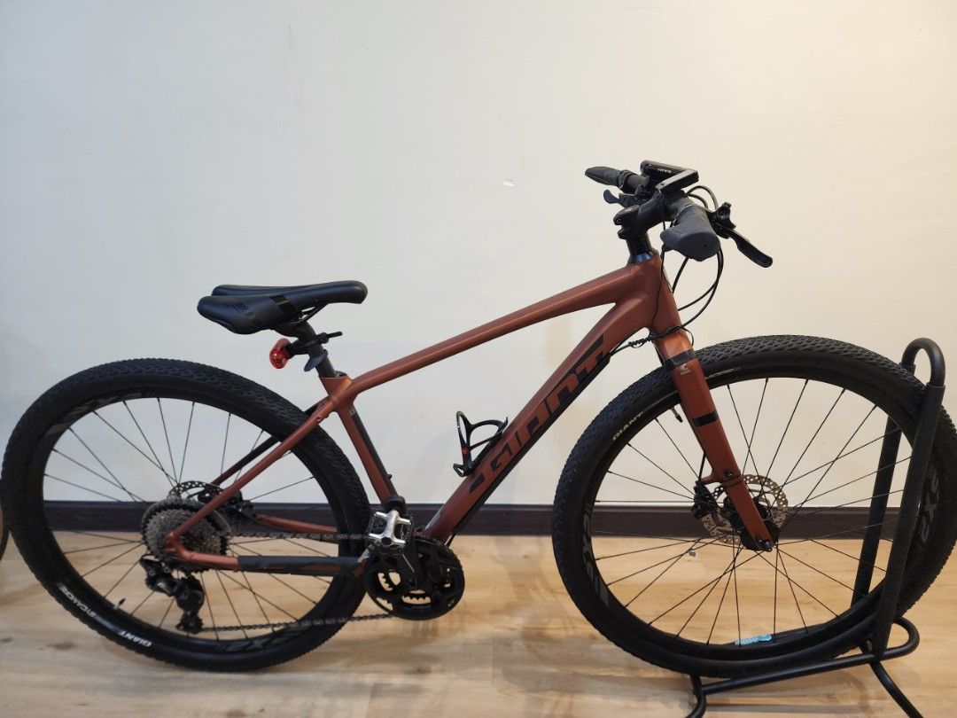 Giant ToughRoad SLR 1 Hybrid Bike, Sports Equipment, Bicycles & Parts ...