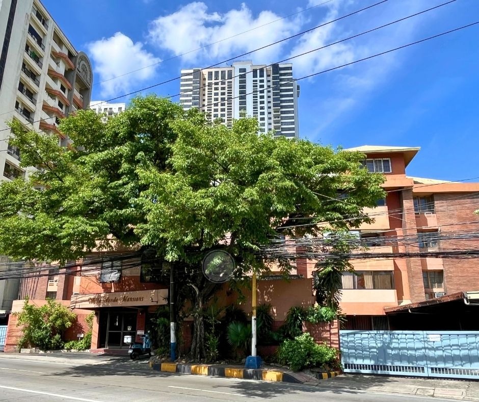 3BR Unit 3 Parking Valle Verde Mansions Pasig nr Country Club Poveda St ...
