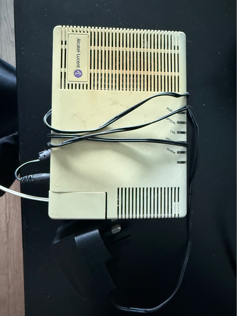 還機首選 香港寬頻 HKBN 數據機 Alcatel-lucent I-240g-p Modem 還機 連火牛, 電腦＆科技, 電腦周邊及配件 ...