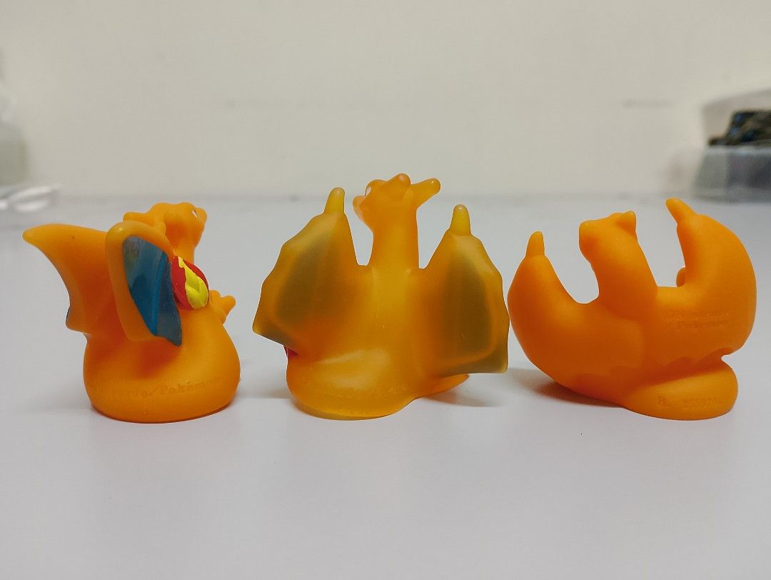 Bandai Pokemon Charizard Finger Puppet, Hobbies & Toys, Toys & Games on ...