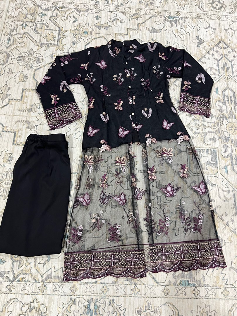 Ceo Chomel Reana Butterfly, Women's Fashion, Muslimah Fashion, Baju ...