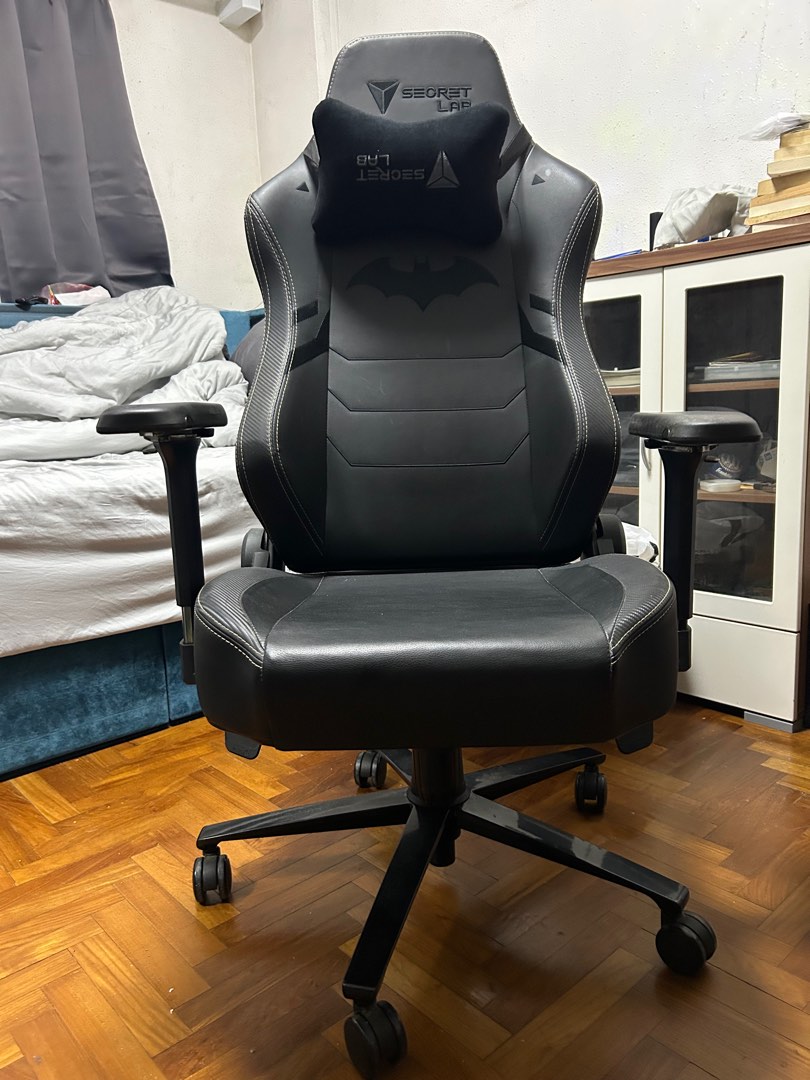 Secretlab TITAN 2020 - Dark Knight, Furniture & Home Living, Furniture ...