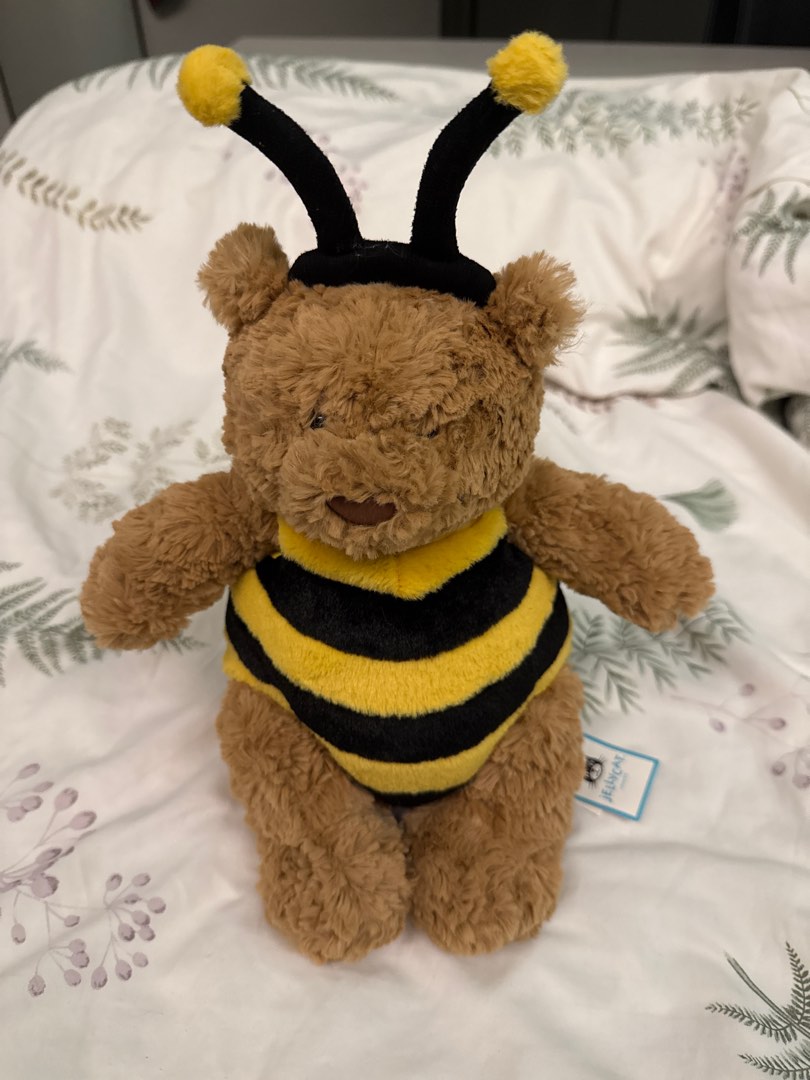 Jellycat Bartholomew Bee BNWT, Hobbies & Toys, Toys & Games on Carousell
