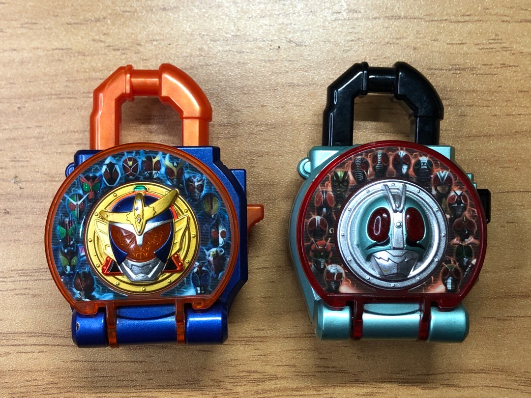 Kamen Rider Gaim DX Showa & Heisei Lockseed, Hobbies & Toys, Toys ...