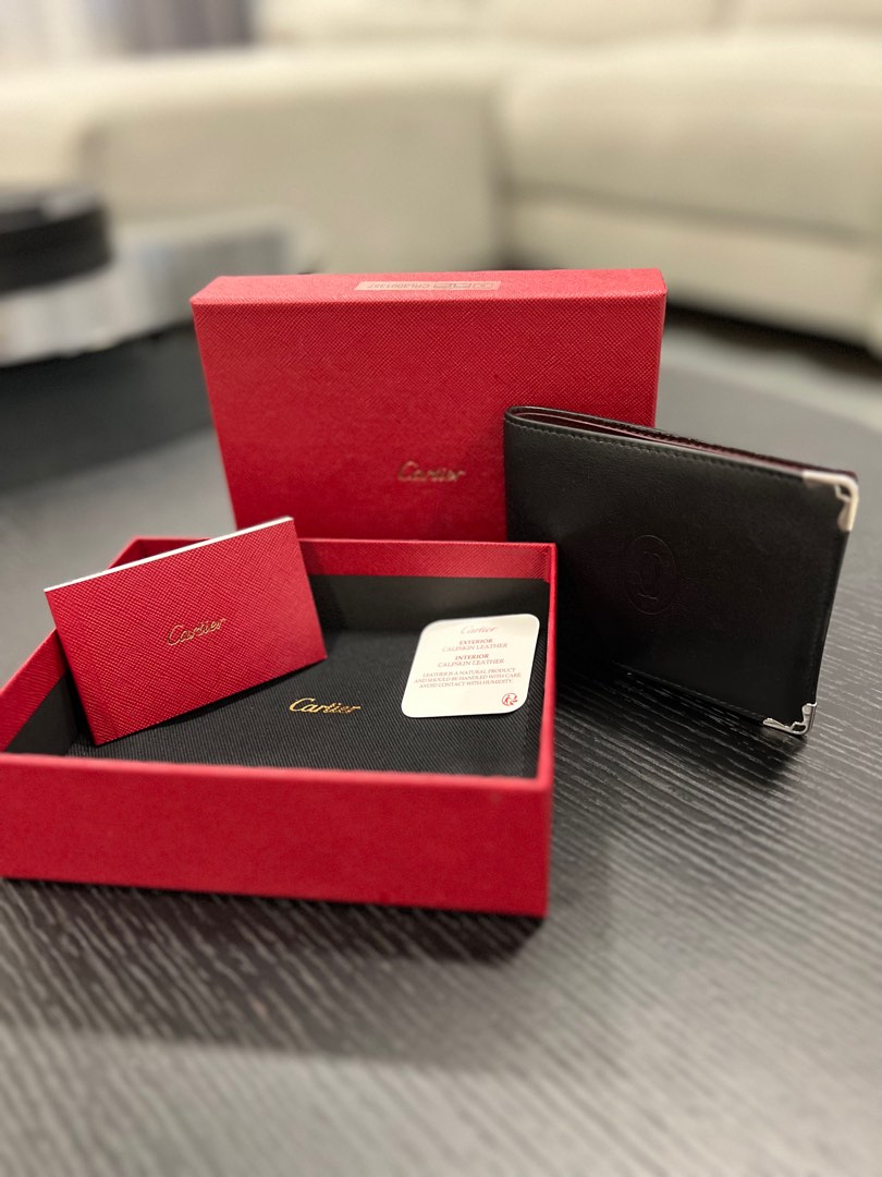 Must de Cartier Wallet, Luxury, Bags & Wallets on Carousell