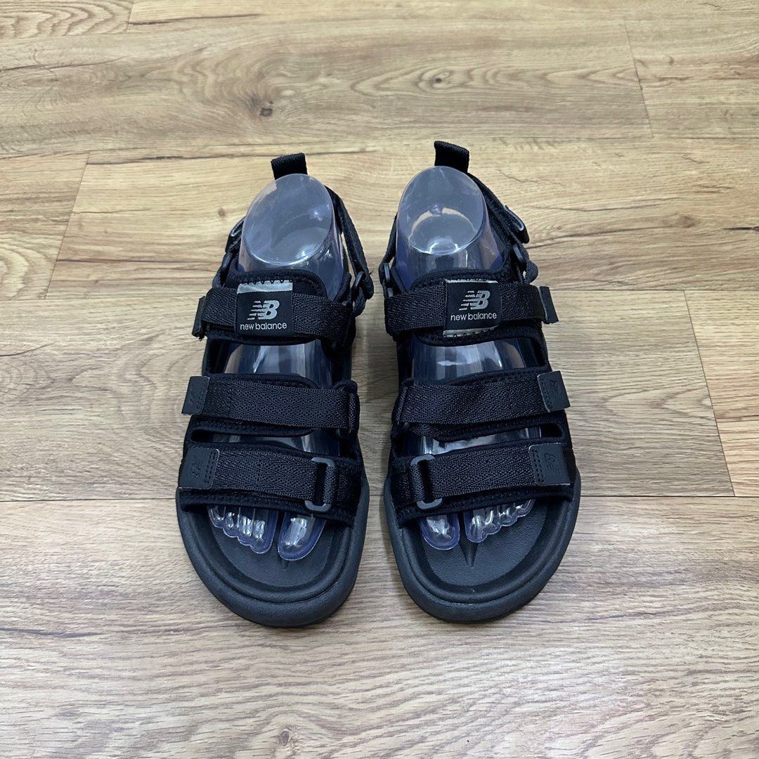 New balance caravan 6.5uk, Men's Fashion, Footwear, Flipflops and ...