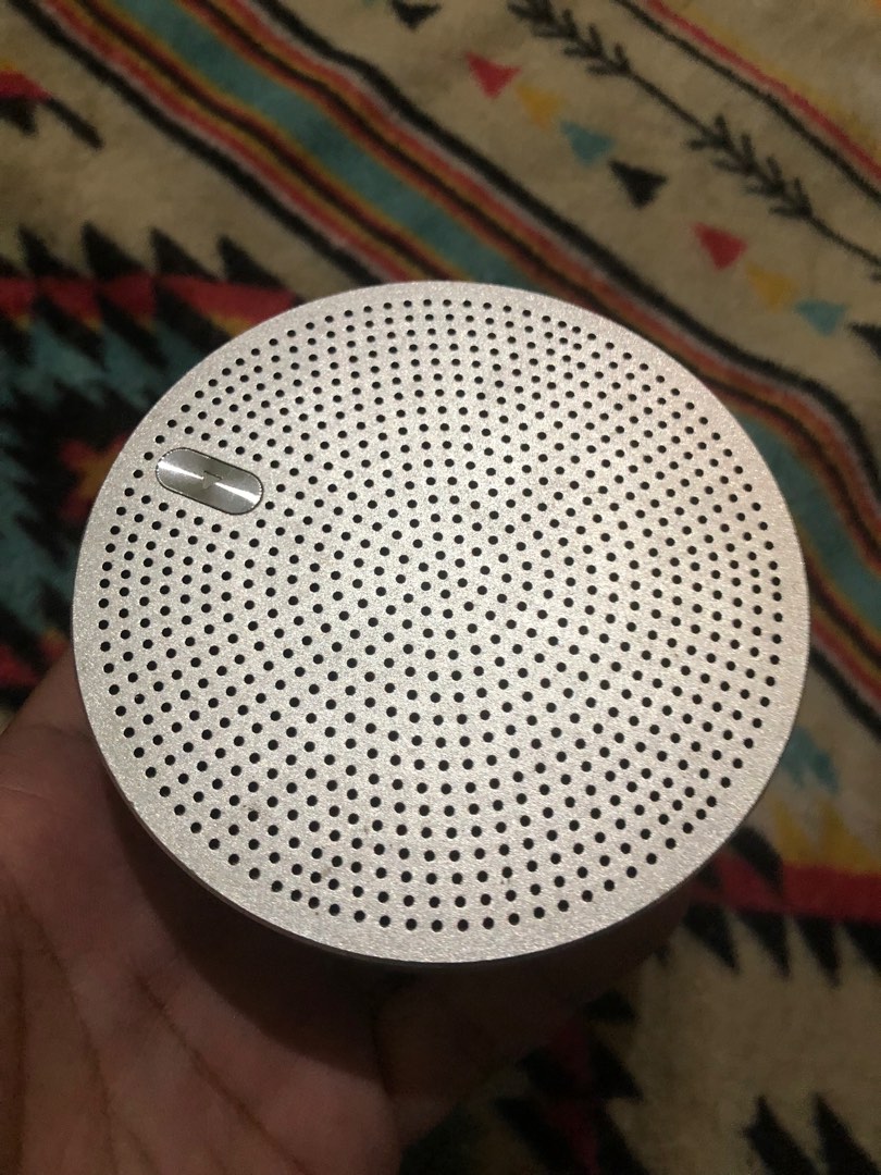 Owltech japan Mini desk bluetooth speaker, Audio, Soundbars, Speakers & Amplifiers on Carousell