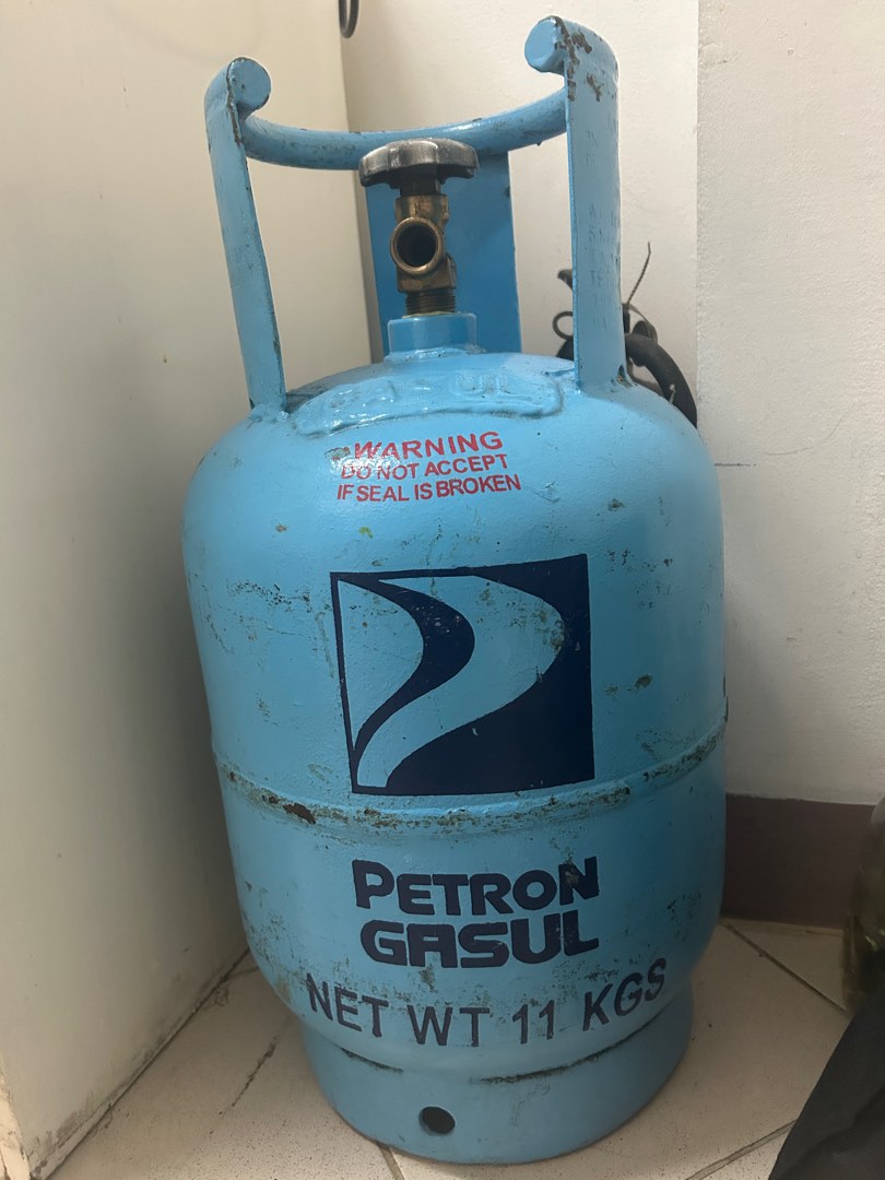 Petron Gasul Gas tank Cylinder 11kg, TV & Home Appliances, Kitchen ...