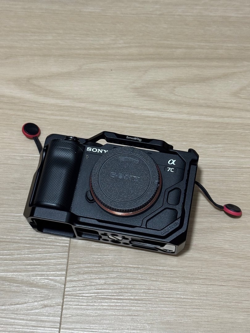 Sony a7c with smallrig cage, Photography, Cameras on Carousell