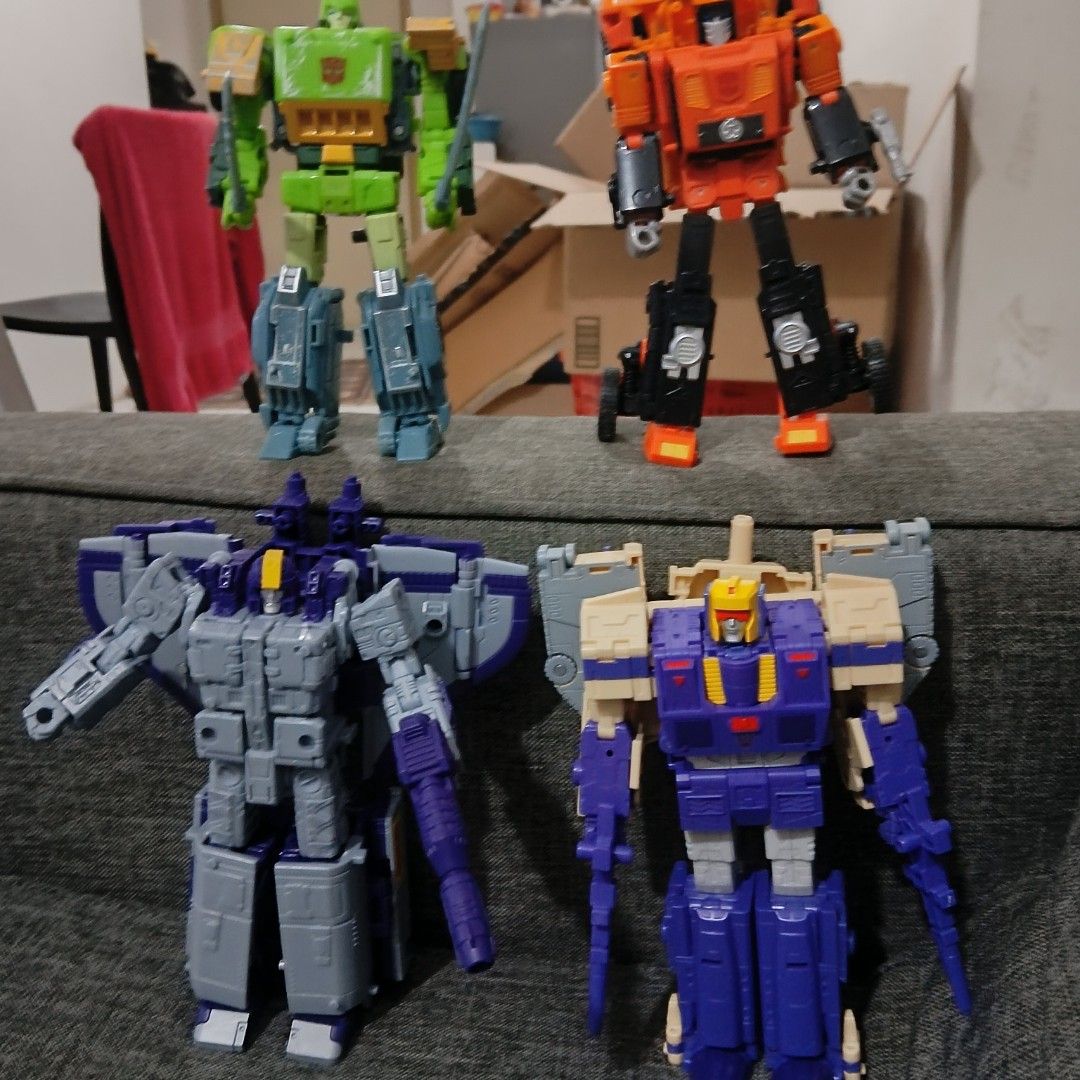 Triple changers set, Hobbies & Toys, Toys & Games on Carousell