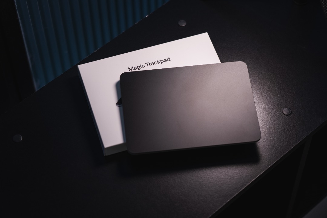 Apple Magic Trackpad 2nd Gen, Black (Lightning Port), Computers & Tech ...