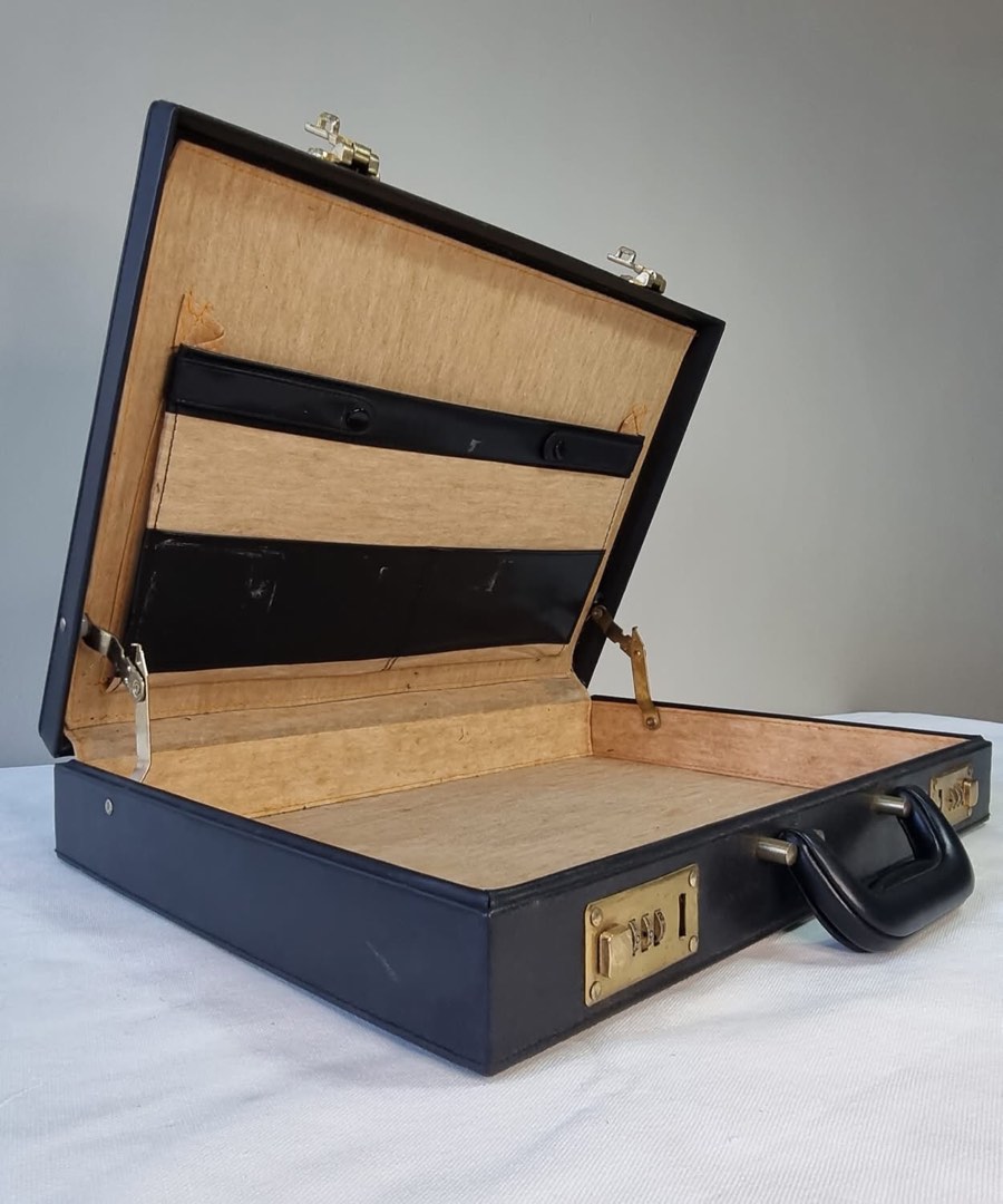 Classic Vintage 1970's American Brown Heavy Duty Padded Briefcase Hard ...