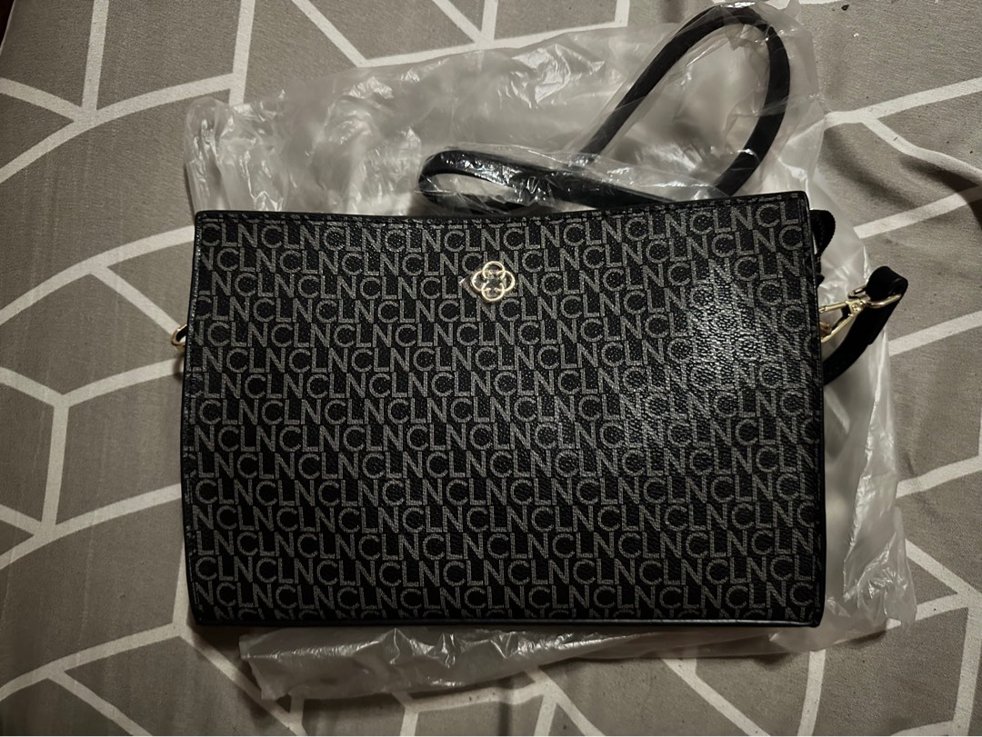 CLN Krizzia Pouch Bag (Black), Women's Fashion, Bags & Wallets ...