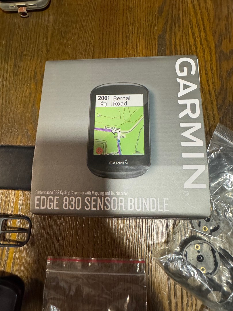 Garmin Edge 830 Sensor Bundle, Garage Sale on Carousell
