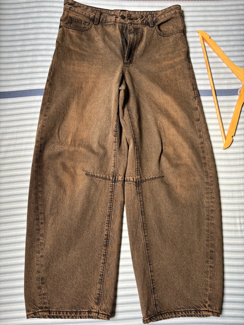 GU BARREL PANTS, Men's Fashion, Bottoms, Jeans on Carousell
