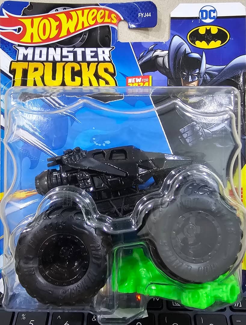 Hot Wheels Monster Trucks - DC Batman Batmobile The Dark Knight Tumbler ...
