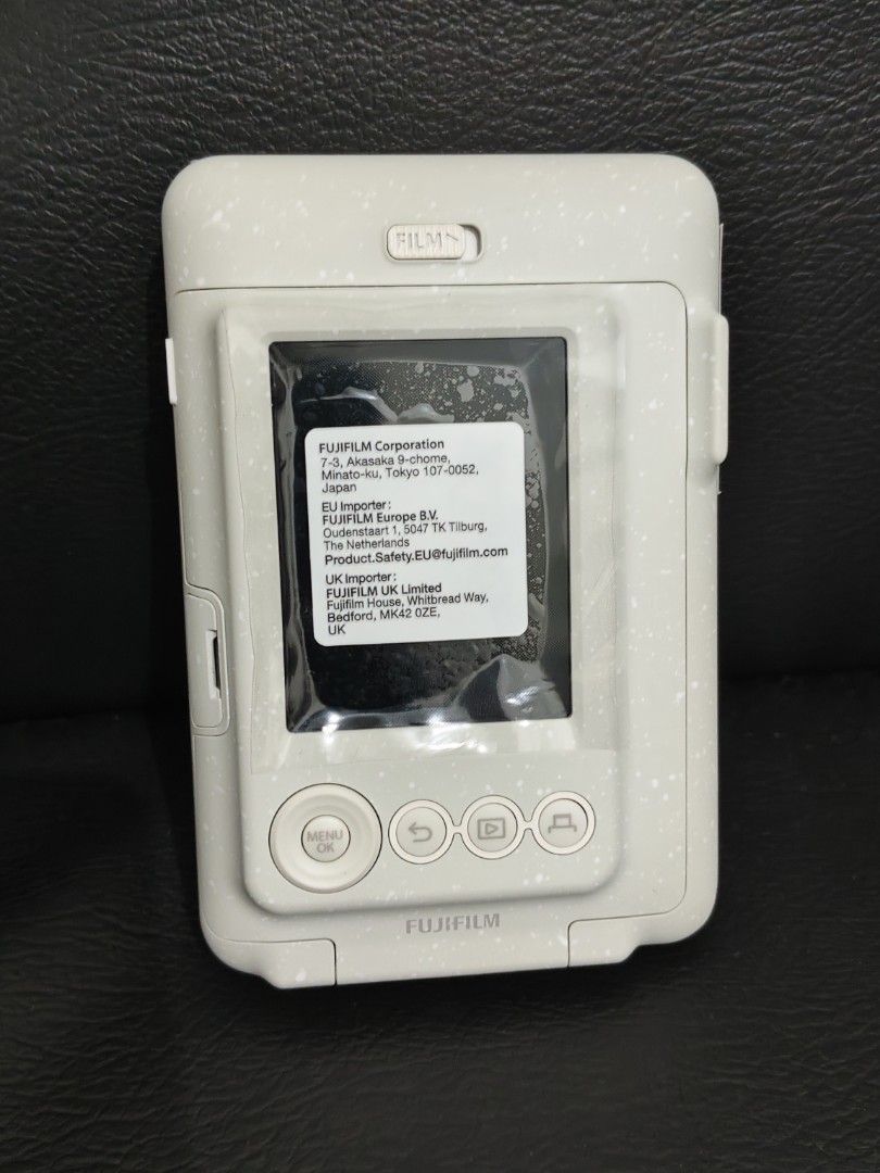 Instax Lilplay type C New stone white baru, Fotografi di Carousell