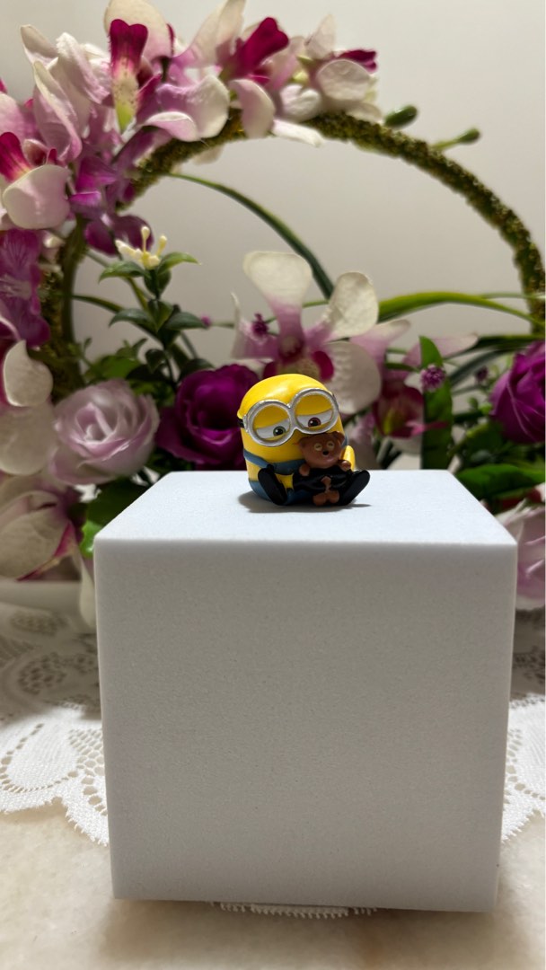 Minion with the iconic Mr Bean’s bear 🐻, Hobbies & Toys, Memorabilia ...
