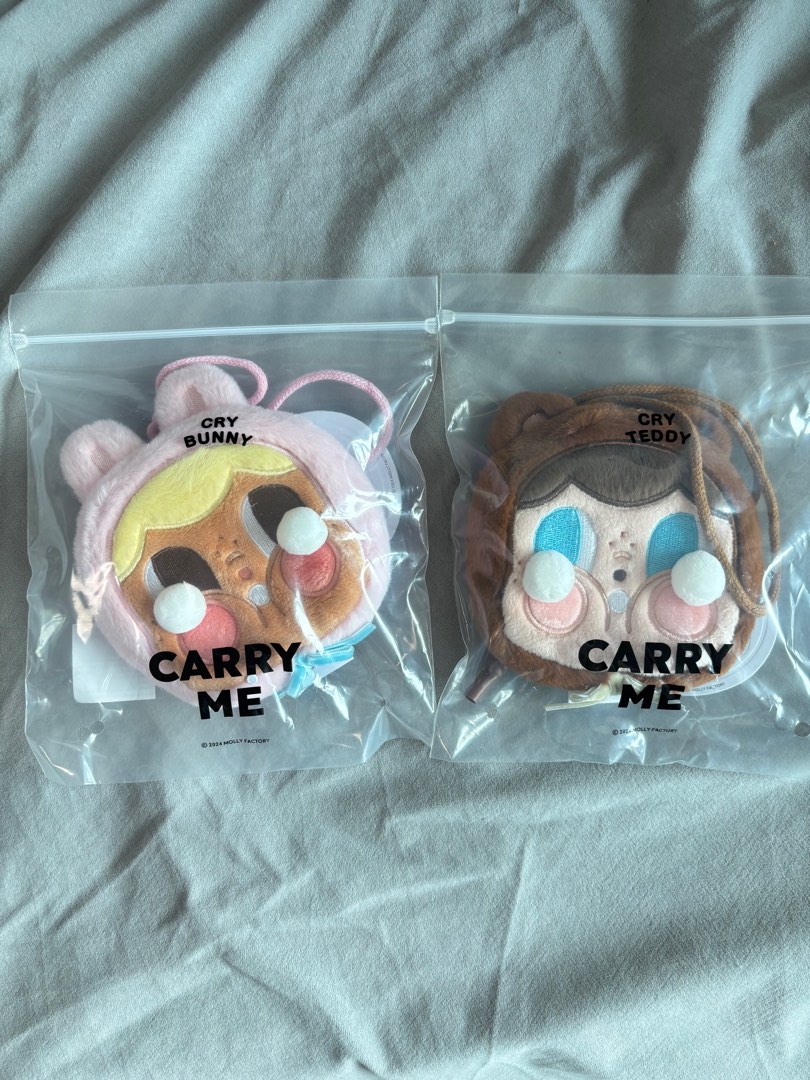 Molly factory Carry me - Crybunny, 興趣及遊戲, 玩具 & 遊戲類 - Carousell