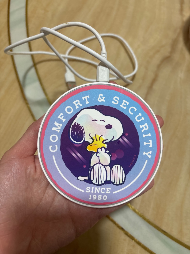 Peanut Wireless 75th Anniversary Charging Apple Android Limited Edition ...