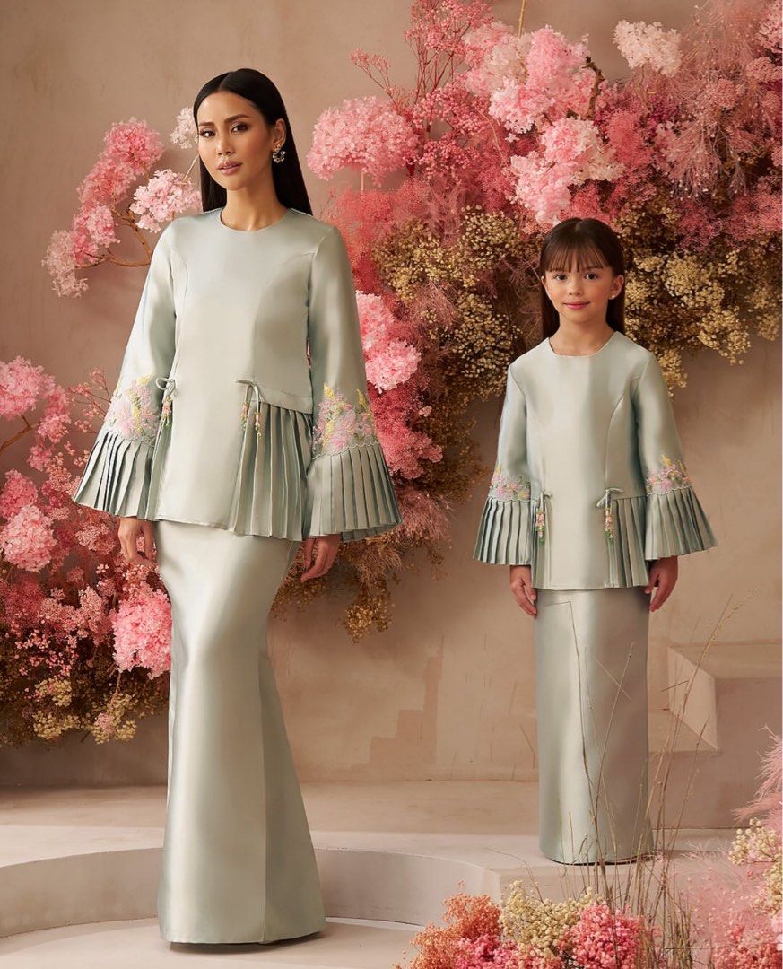 RENT JannahNoe Jovianna Kurung in Sage Green, Women's Fashion, Muslimah ...