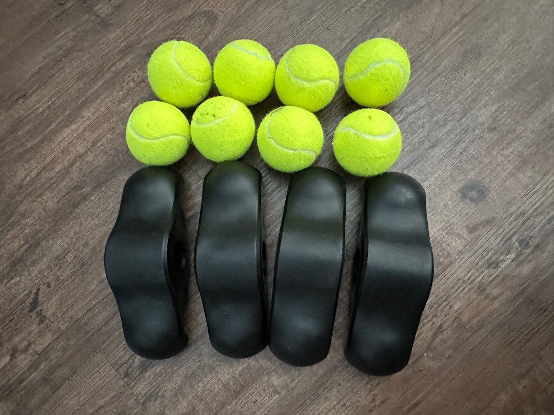 Wahoo Kickr core - Rocker plate feet with Tennis balls, Sports ...