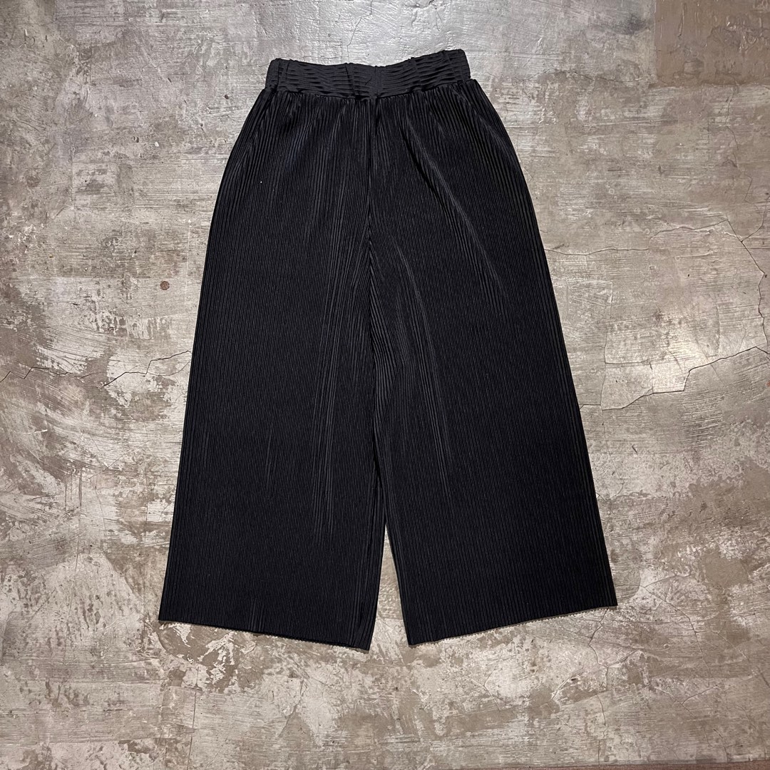 Baleno Pleated Square pants, Women's Fashion, Bottoms, Other Bottoms on ...