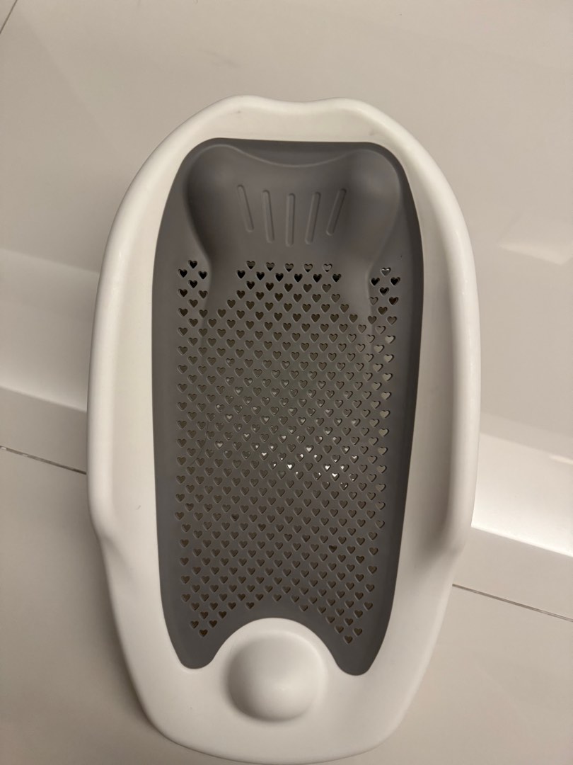 Bathtub insert for newborn, Babies & Kids, Bathing & Changing, Bathtub ...