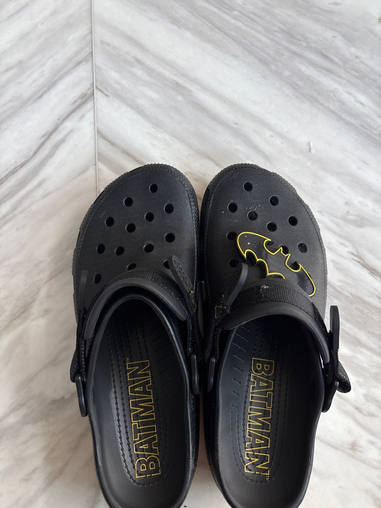 Batman Crocs, Men's Fashion, Footwear, Flipflops and Slides on Carousell
