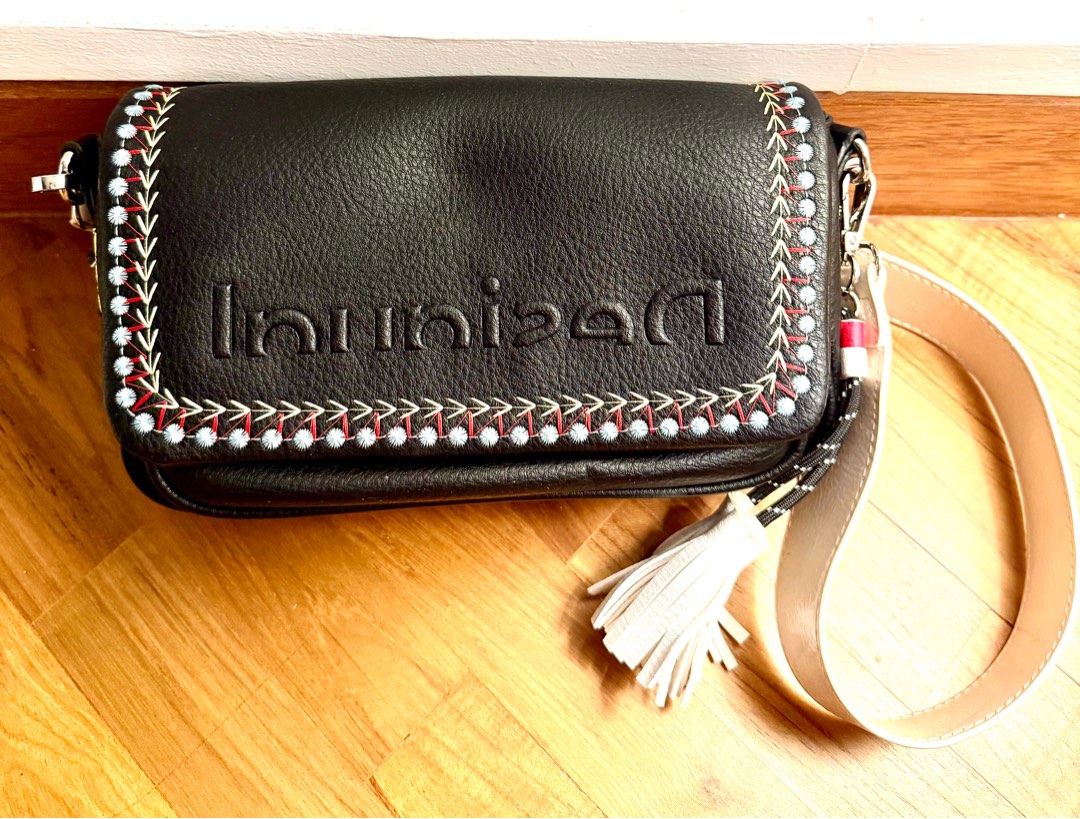 Black shoulder back, Women's Fashion, Bags & Wallets, Shoulder Bags on ...