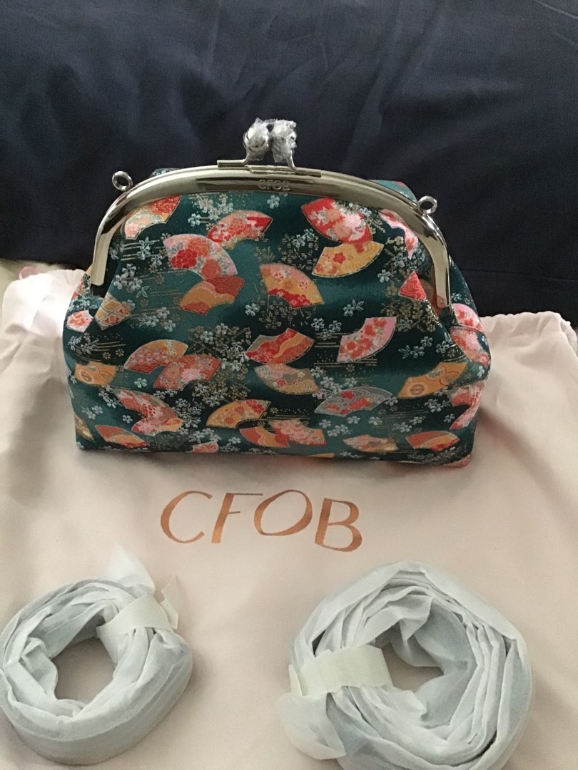 CFOB Kisslock Bag, Women's Fashion, Bags & Wallets, Shoulder Bags on ...
