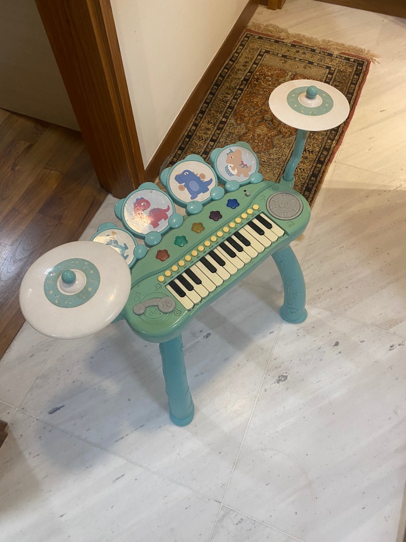 Children's Keyboard, Toy Piano plus drum set (battery powered), Hobbies ...