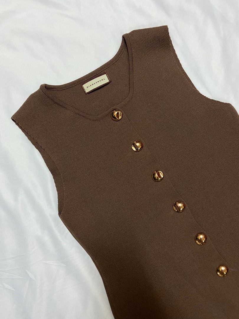 Dianashawl Daelyn Vest Dust Brown, Women's Fashion, Coats, Jackets and ...