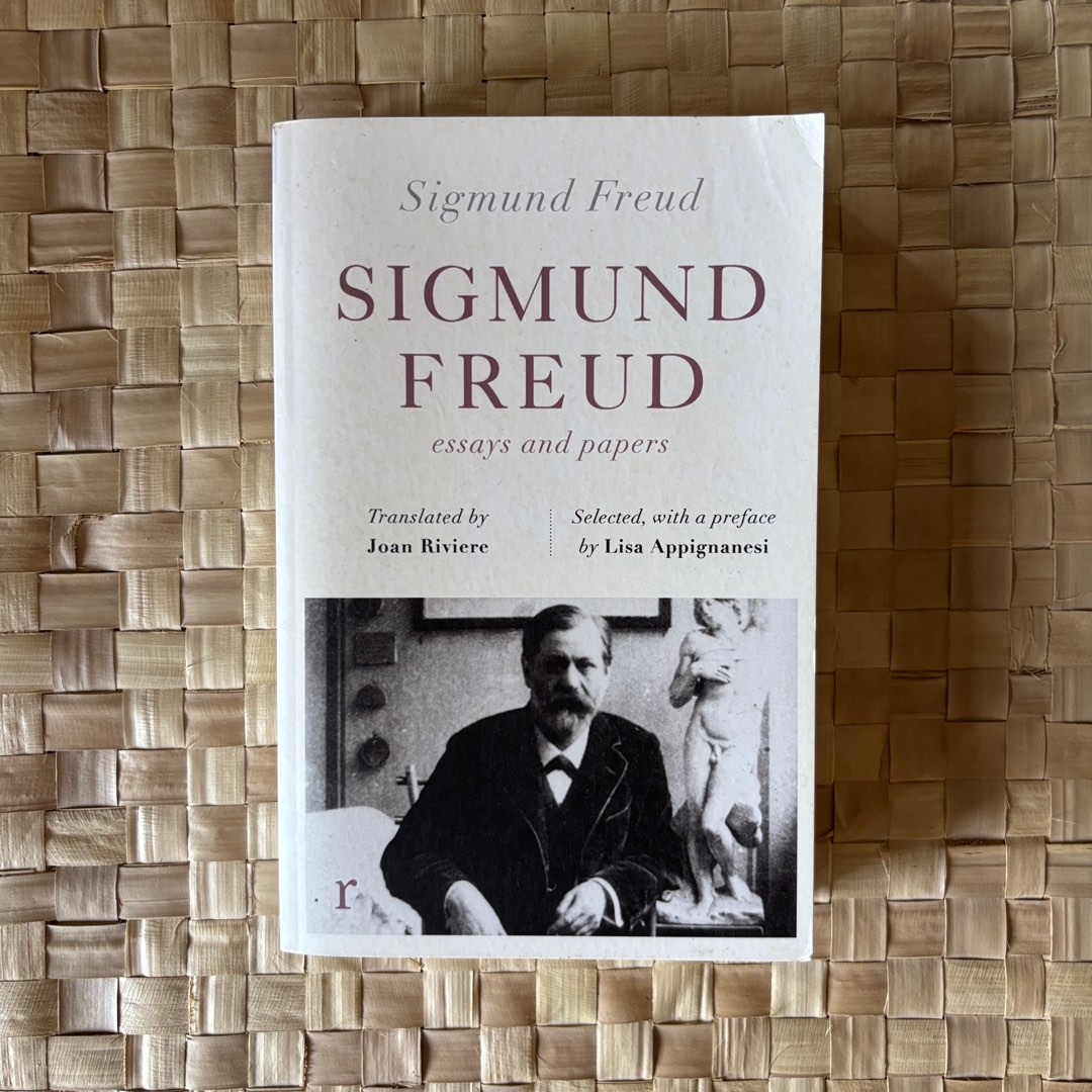 Essays and Papers of Sigmund Freud, Hobbies & Toys, Books & Magazines ...