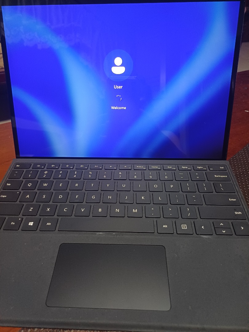 Fast Sales Of a Microsoft Surface Pro X-H @ $330 with Free Delivery ...