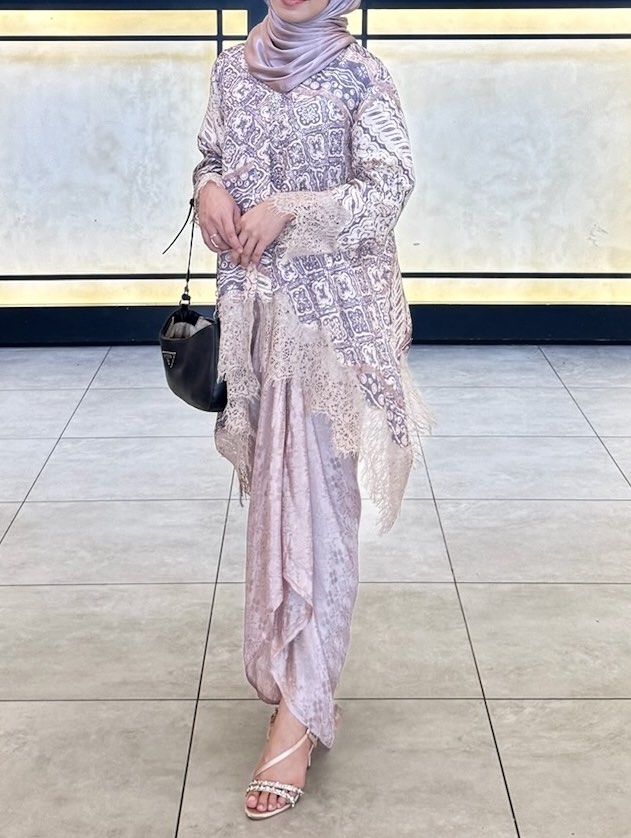 Kartini Labels Batik Pario Lilac, Women's Fashion, Muslimah Fashion ...