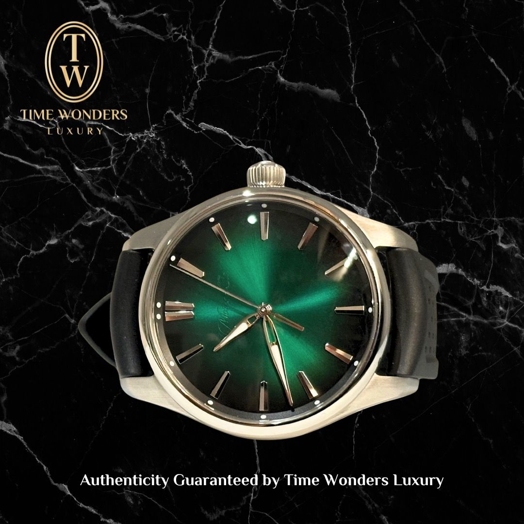 LNIB July 2024 H. moser & Cie Pioneer Centre Second Cosmic Green 40mm ...
