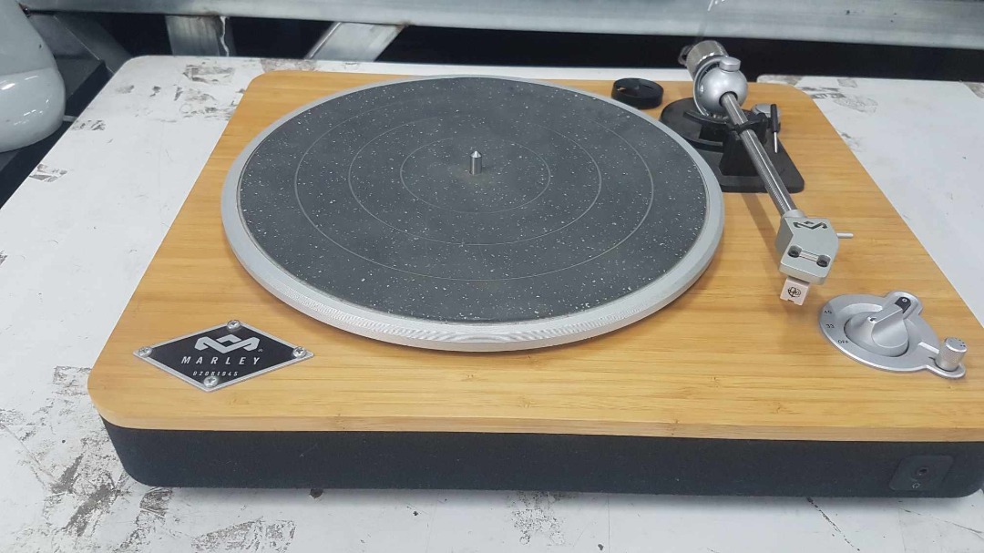 Marley Stir It Up Turntable, Audio, Portable Music Players on Carousell