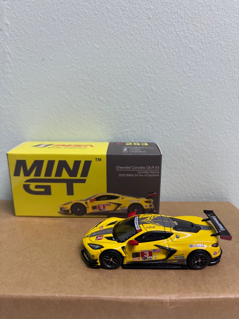 Mini gt corvette, Hobbies & Toys, Toys & Games on Carousell