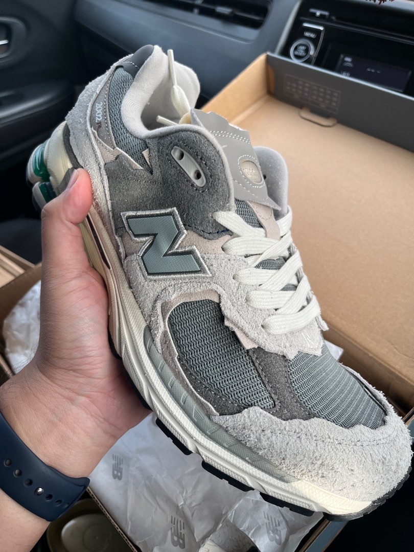 New Balance 2002r Rain Cloud, Men's Fashion, Footwear, Sneakers on ...