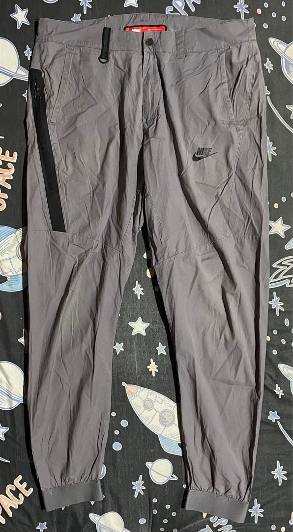 Nike Woven Tech fleece joggers, Men's Fashion, Bottoms, Joggers on ...